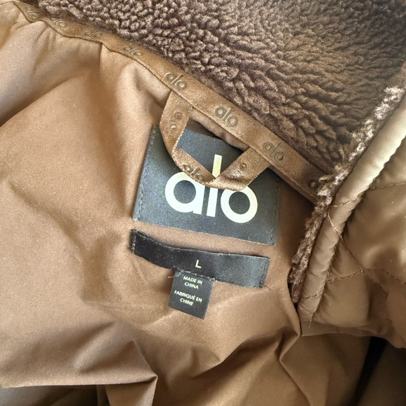 ALO Yoga | Jackets & Coats | Alo Yoga Edge Brown Quilted Jacket | Poshmark